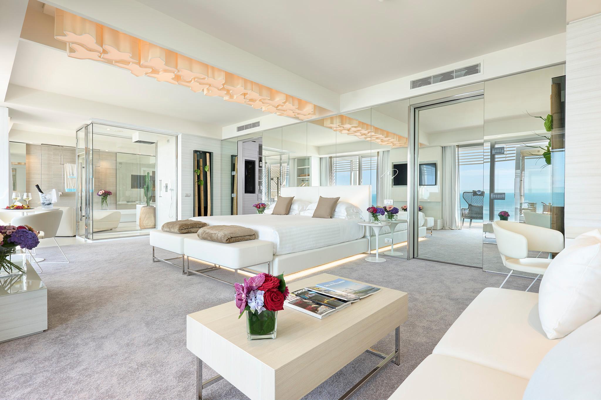 Suites: luxury hotel rooms near Venice | Almar Resort & Spa