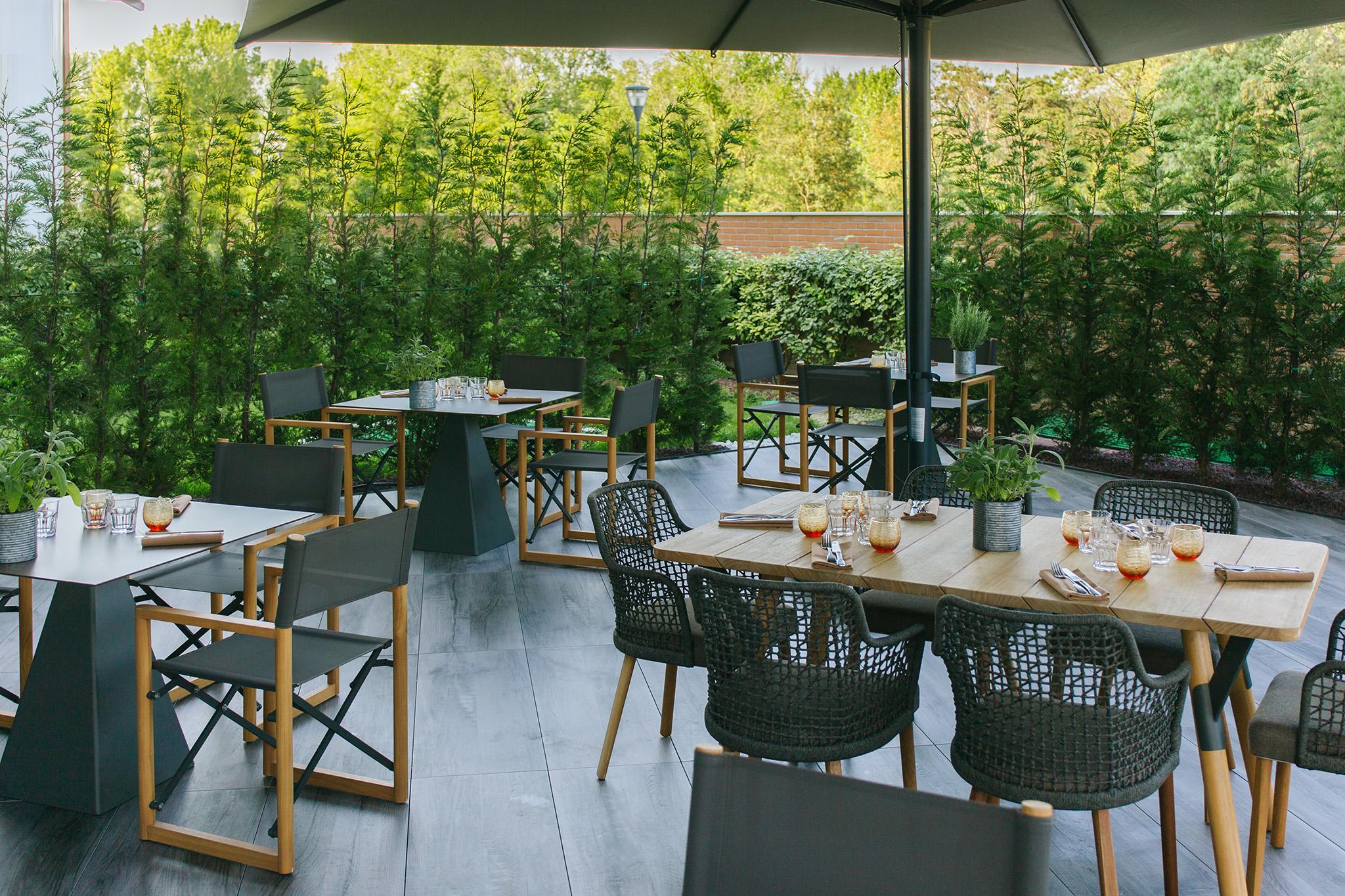 Restaurants, bar, wine cellar, drinks and more | Almar Hotel