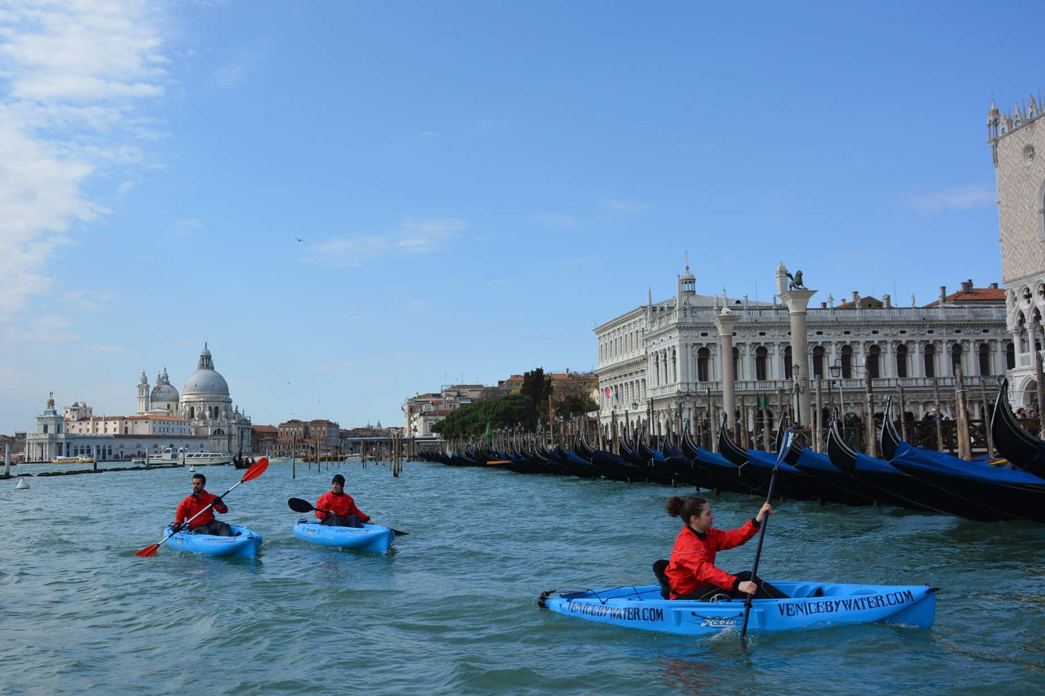 Kayaking in Venice: visit the city from the sea | Almar Jesolo